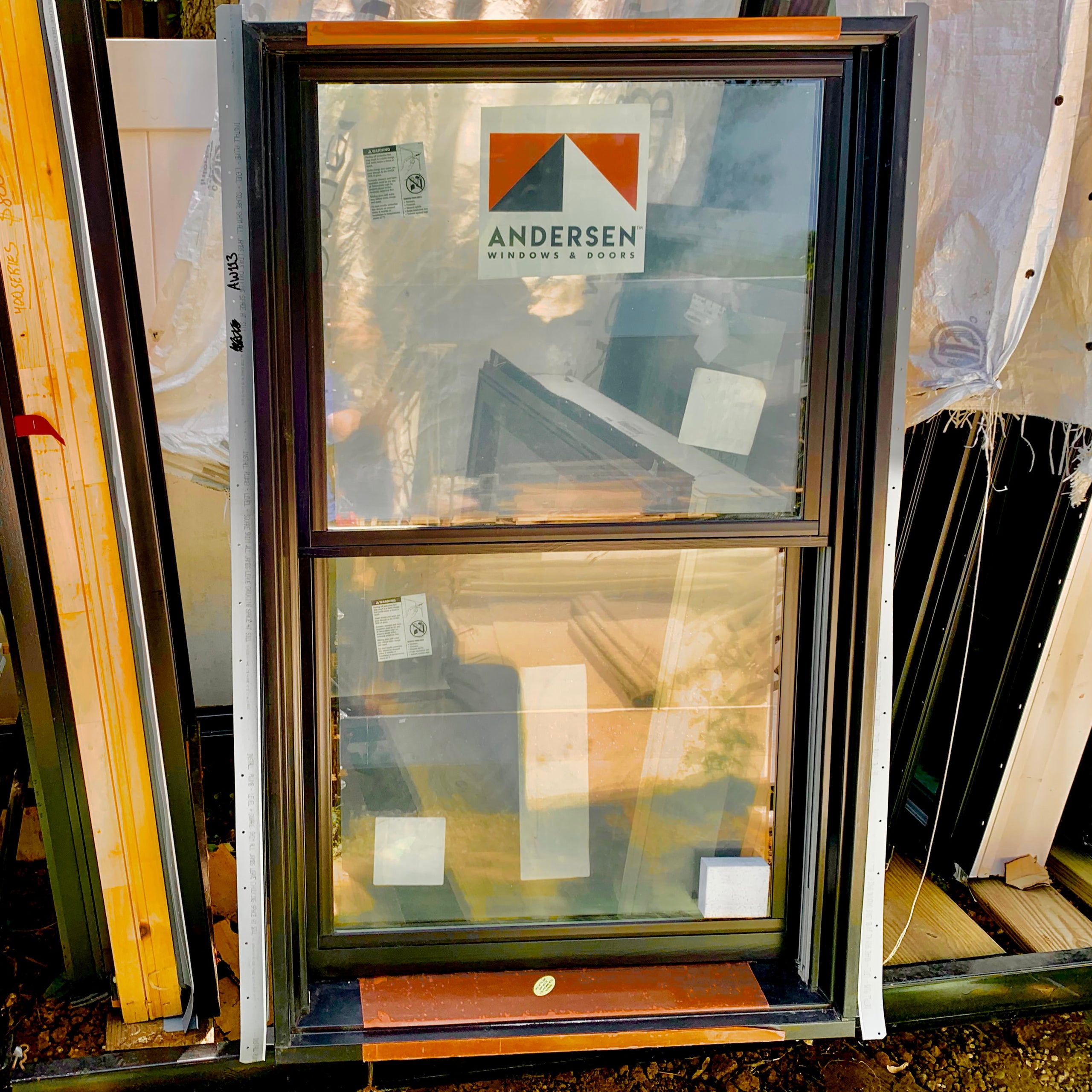 AW113 - 31.75in. x 52.5in. Andersen 400 Series, Black, Double Hung ...